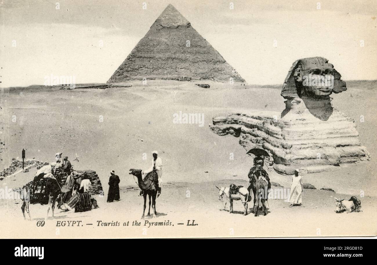 Tourists at the Pyramids and the Sphinx, Cairo, Egypt Stock Photo - Alamy