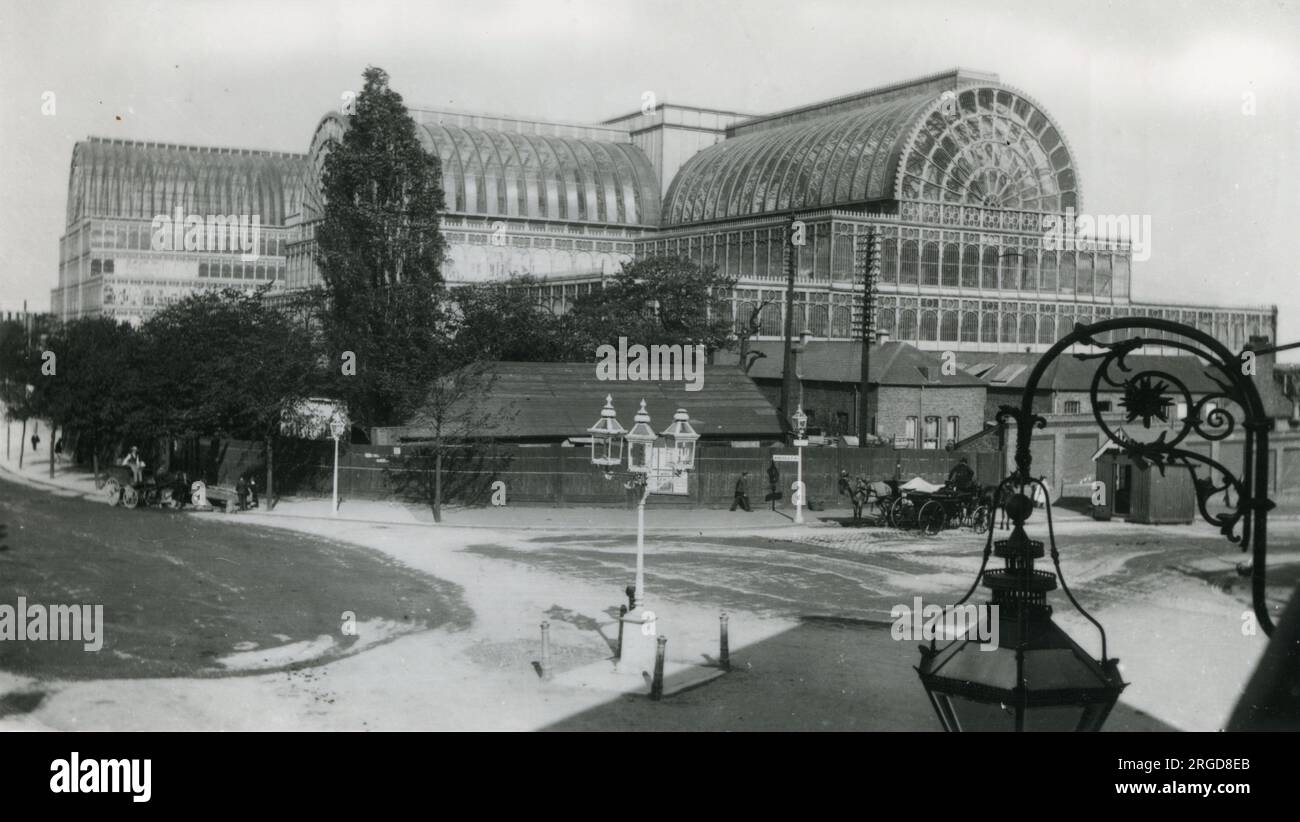 Postcard of the crystal palace hi-res stock photography and images - Alamy