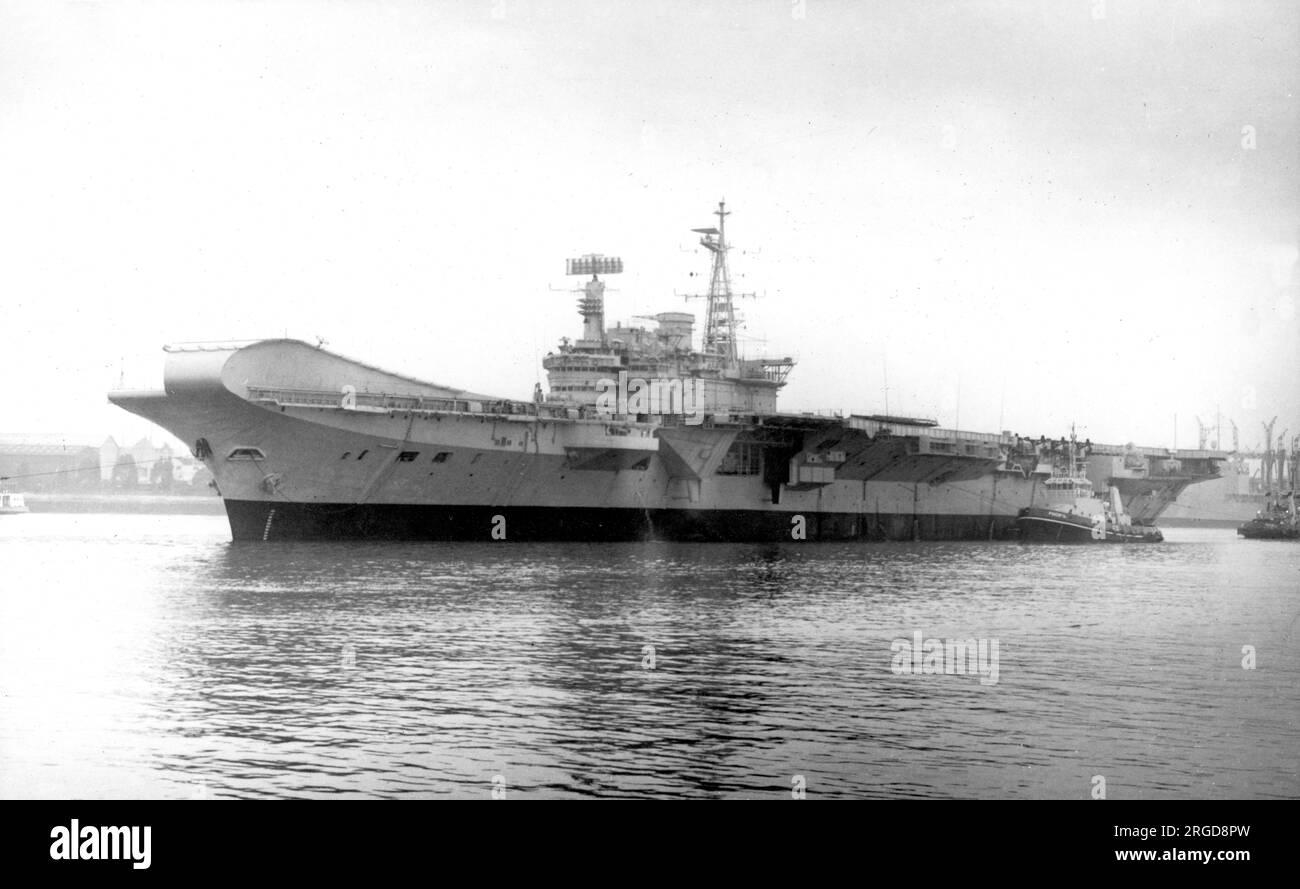 Royal Navy - HMS Vengeance R71, a Colossus-class light aircraft carrier ...
