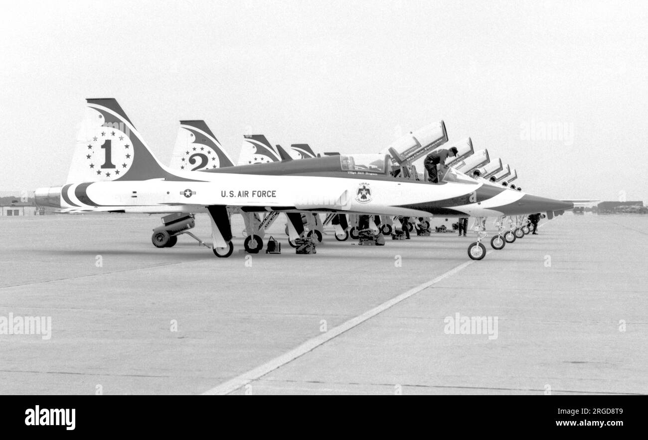 United States Air Force - Northrop T-38A Talon 68-8138 / 'Thunderbird 1 ...