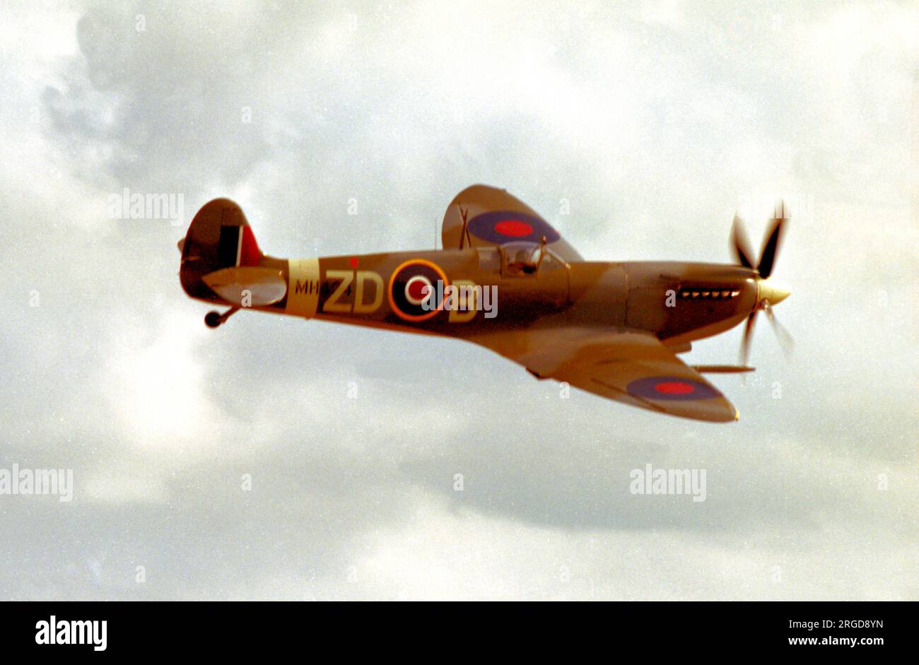 Supermarine Spitfire LF Mk.IXc G-ASJV / MH434 (msn CBAF.IX.5562 Stock ...