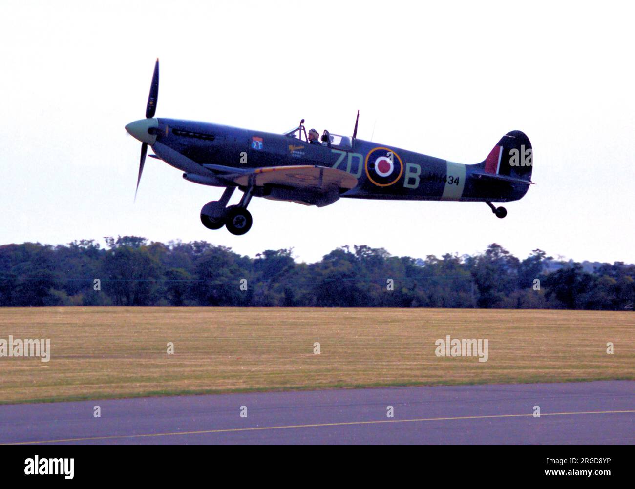 Supermarine Spitfire LF Mk.IXc G-ASJV / MH434 (msn CBAF.IX.5562 Stock ...