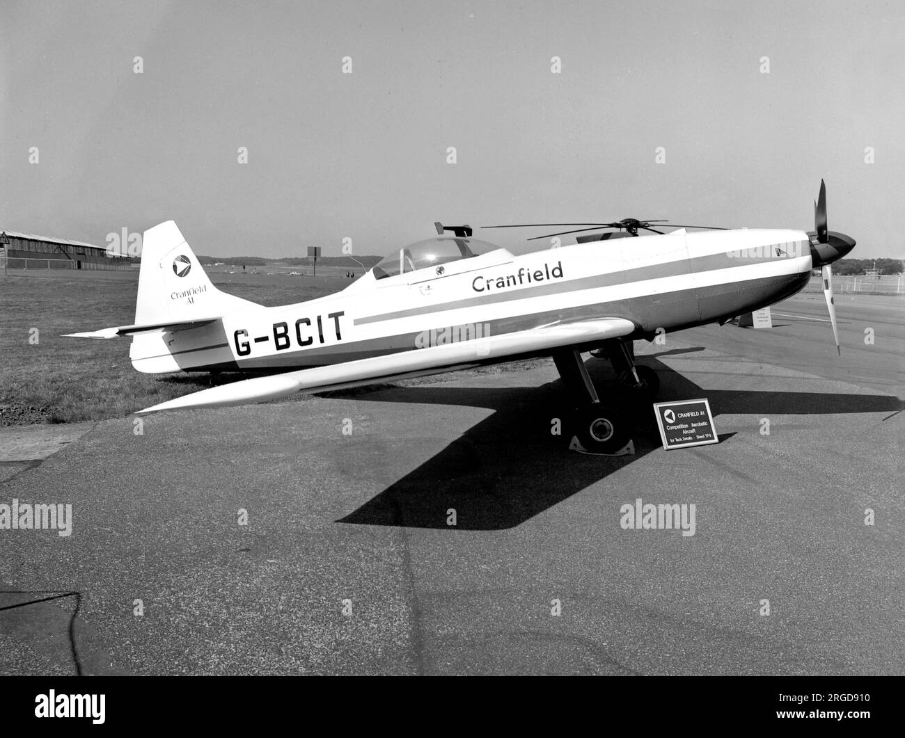 Srs 100 hi-res stock photography and images - Alamy