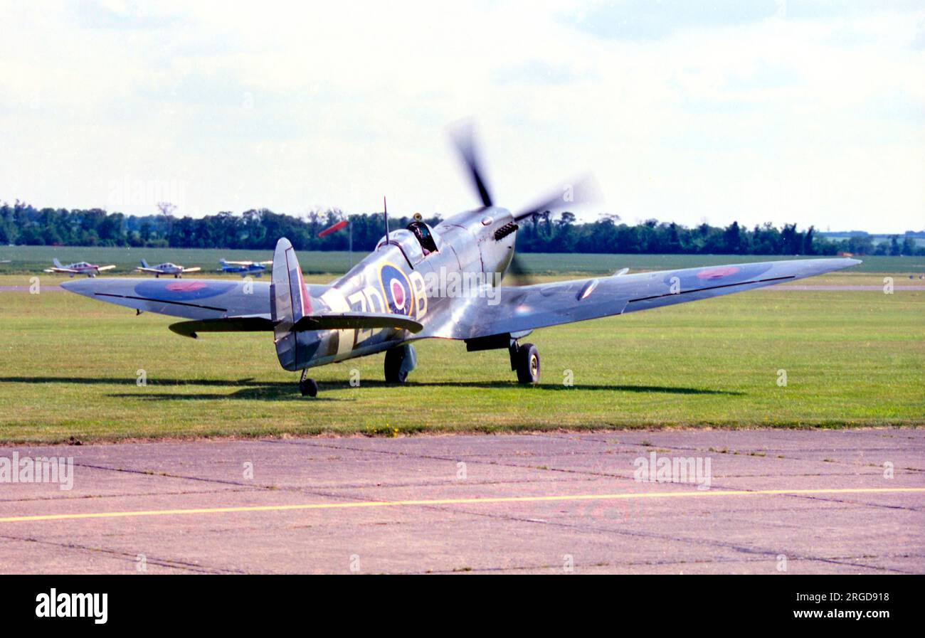 Supermarine Spitfire LF Mk.IXc G-ASJV / MH434 (msn CBAF.IX.5562 Stock ...