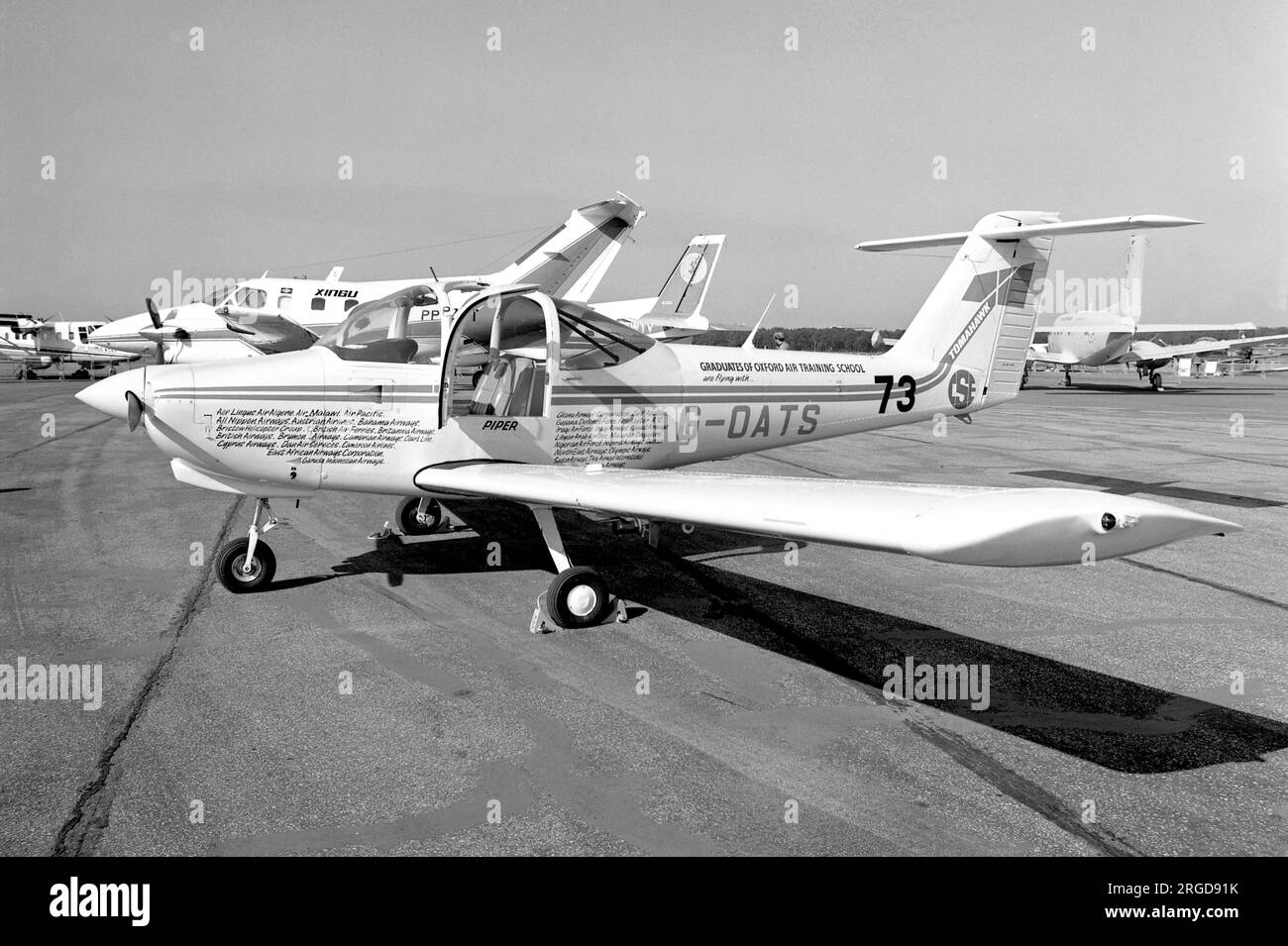 Piper pa 38 tomahawk Black and White Stock Photos & Images - Alamy