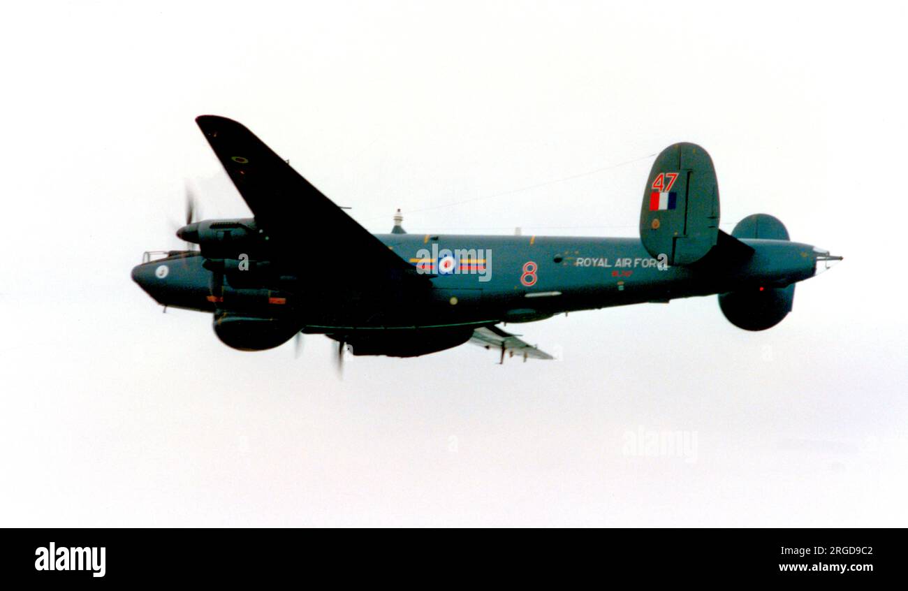 Avro shackleton aeroplane hi-res stock photography and images - Alamy