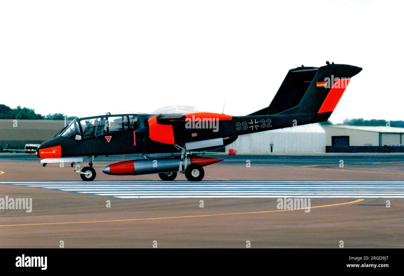 Luftwaffe - Rockwell OV-10B Bronco 99+32 (msn 338-17 Stock Photo - Alamy