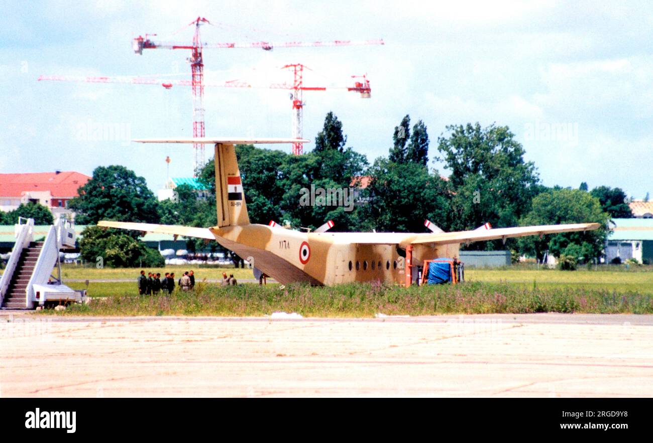 Egyptian Air Force - de Havilland Canada DHC-5D Buffalo SU-BFH / 1168 (msn 117 Stock Photo - Alamy