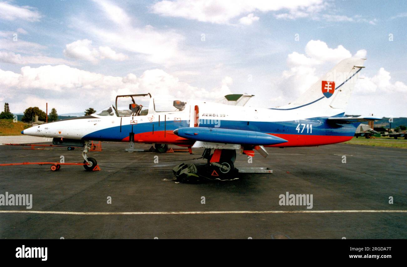 Slovak Air Force - Aero L-39C Albatros 4711 (msn 834711), of the White ...
