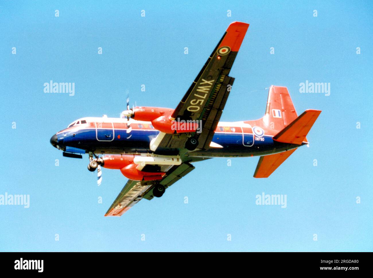 Royal Aircraft Establishment - Hawker Siddeley HS.748 Srs.107 XW750 ...