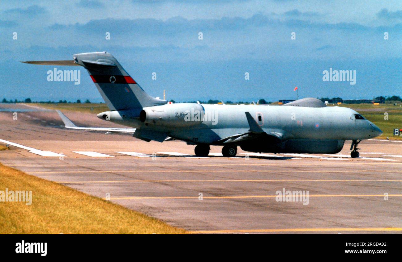 Bombardier sentinel r 1 hi-res stock photography and images - Alamy