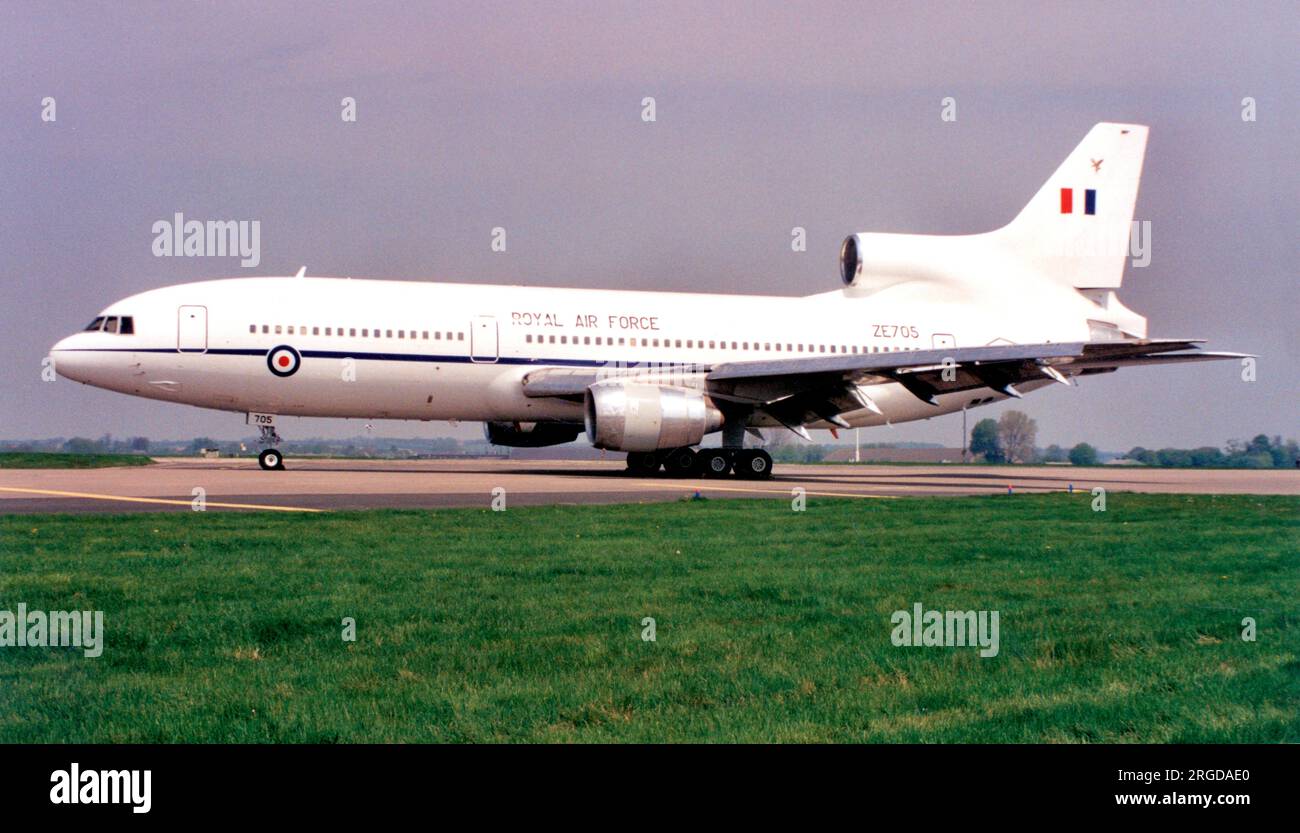 Royal Air Force - Lockheed L-1011 TriStar C.2 ZE705 (msn 193Y-1188), of ...