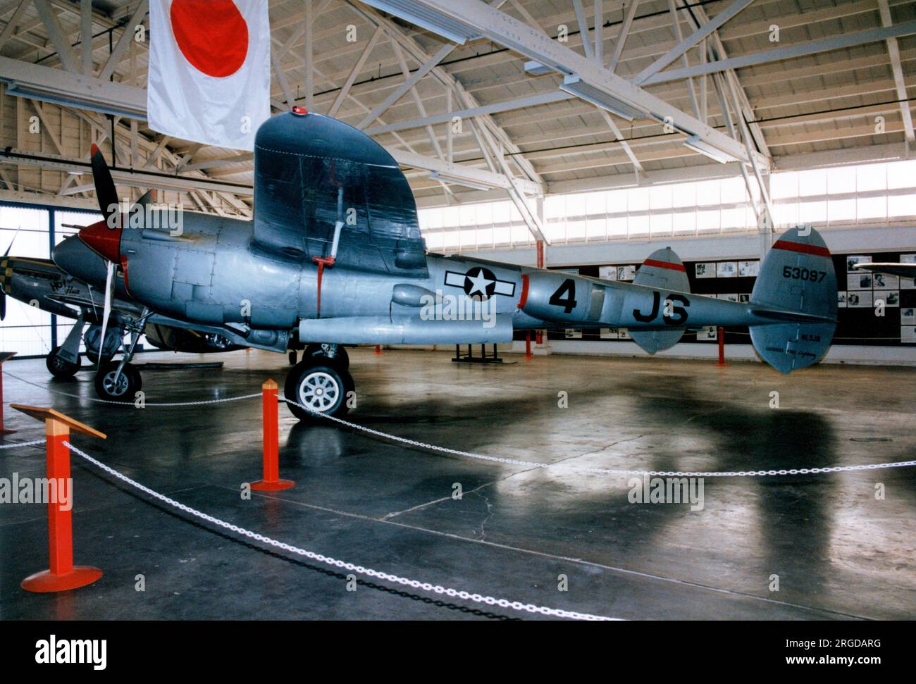 Lockheed P-38L Lightning N3JB (msn 8352, ex N9011R, ex N7TF, ex NX67861 ...