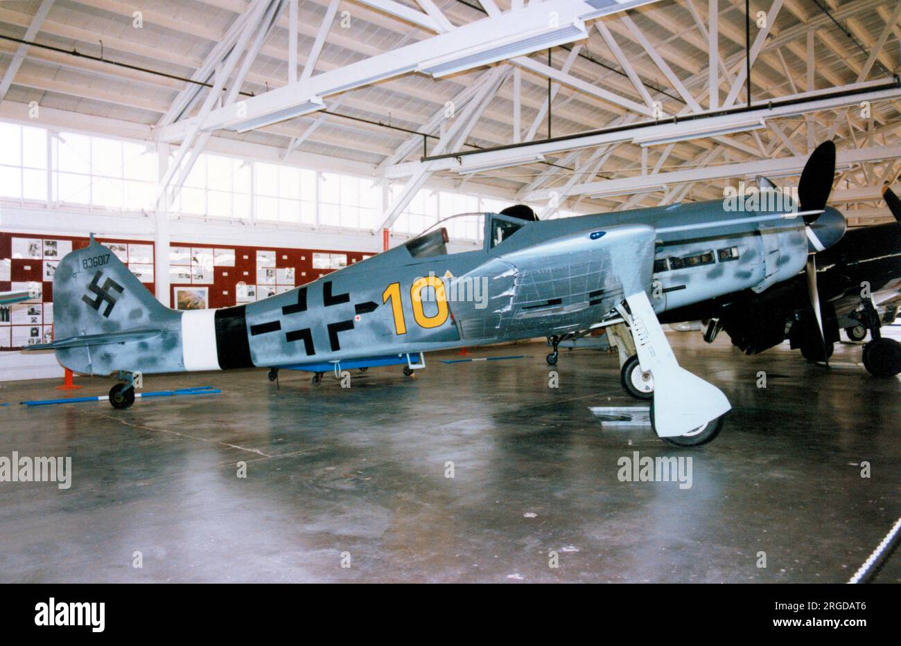 Focke-Wulf Fw.190D-13/R11 NX190D (Werknummer 836017), at Champlin ...