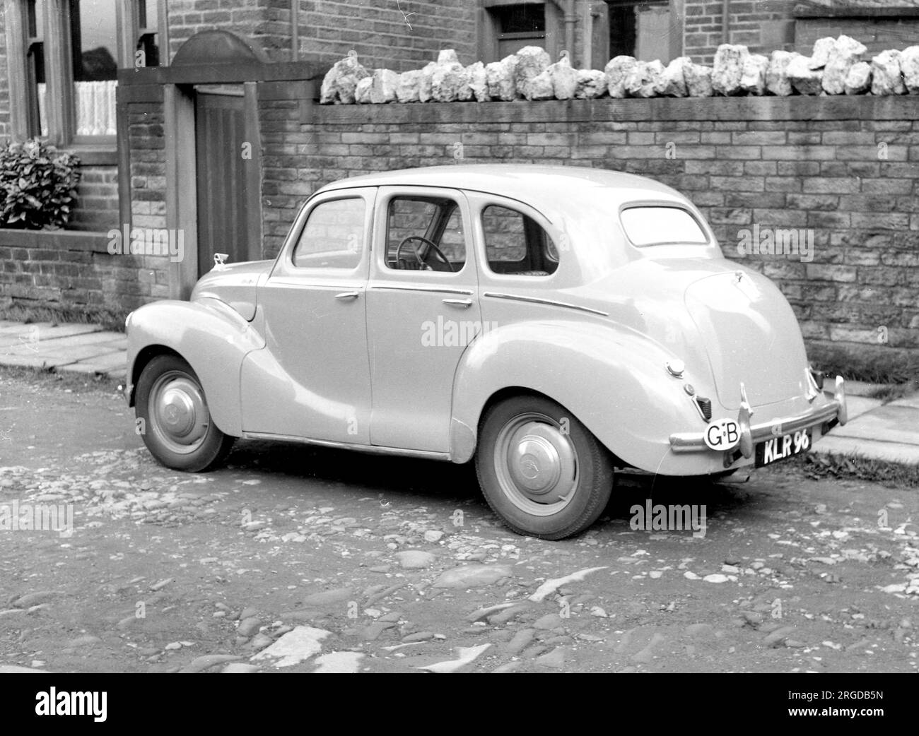 Austin A40 Devon 4-door saloon KLR 96 Stock Photo - Alamy