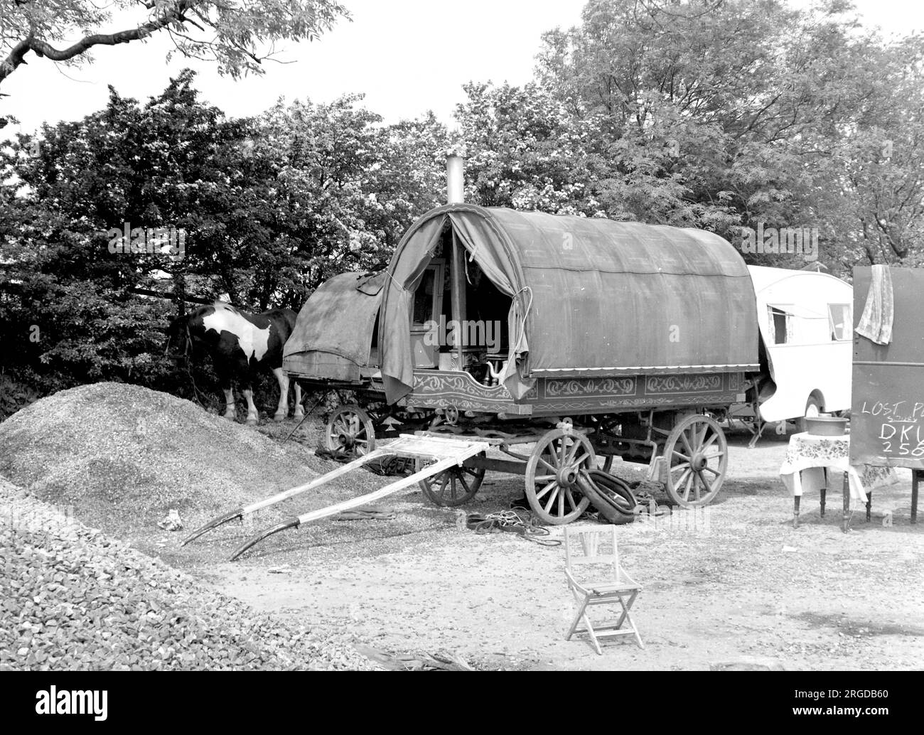Traveller caravan hi-res stock photography and images - Alamy