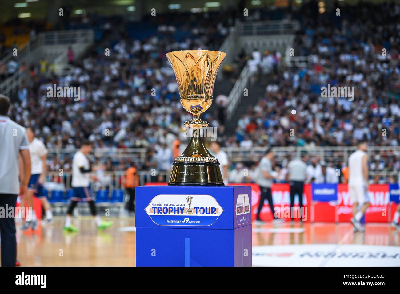 Naismith trophy hi-res stock photography and images - Alamy