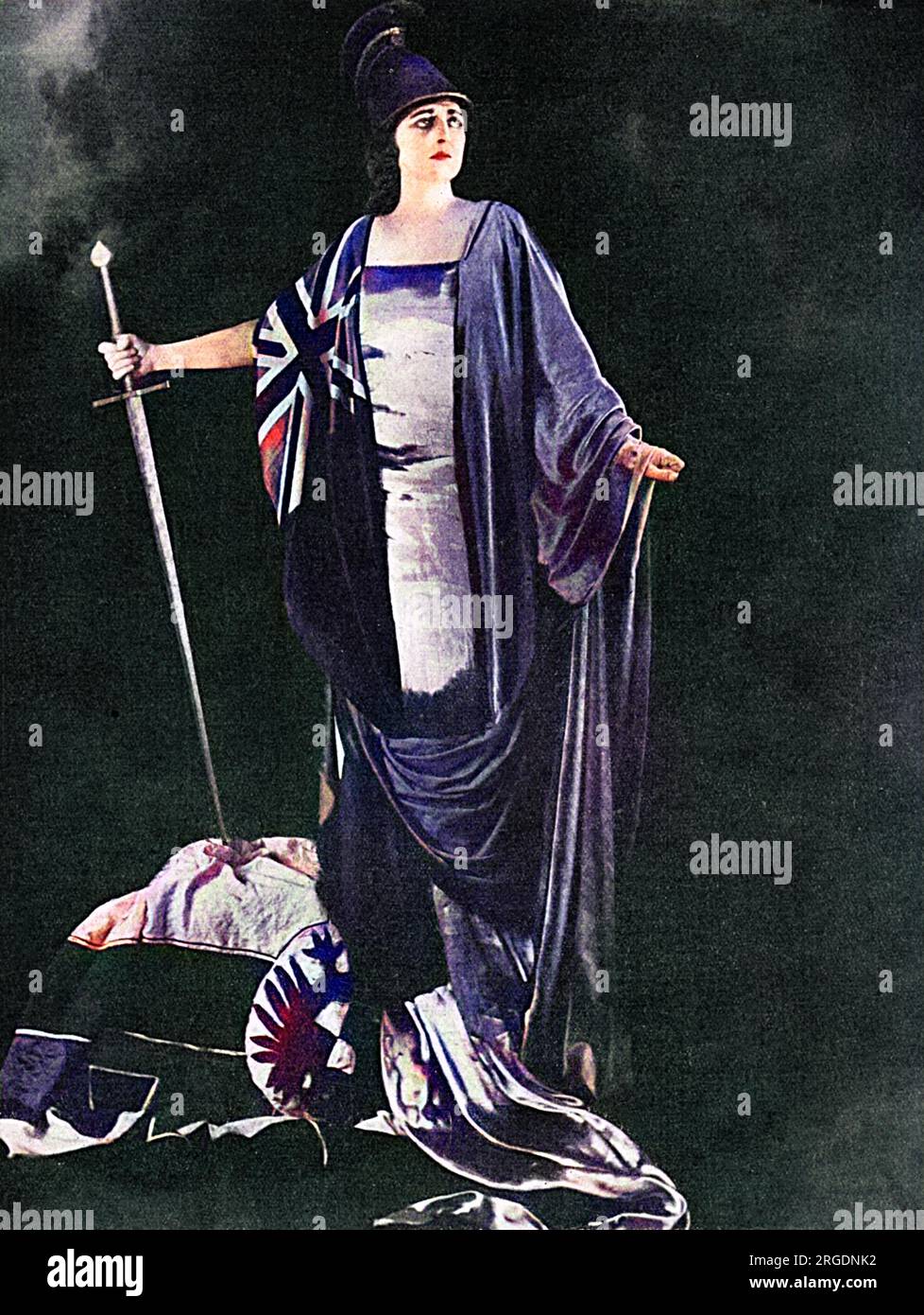 Maxine Elliott (1868 - 1940), American actress, reputed lover of J. P ...