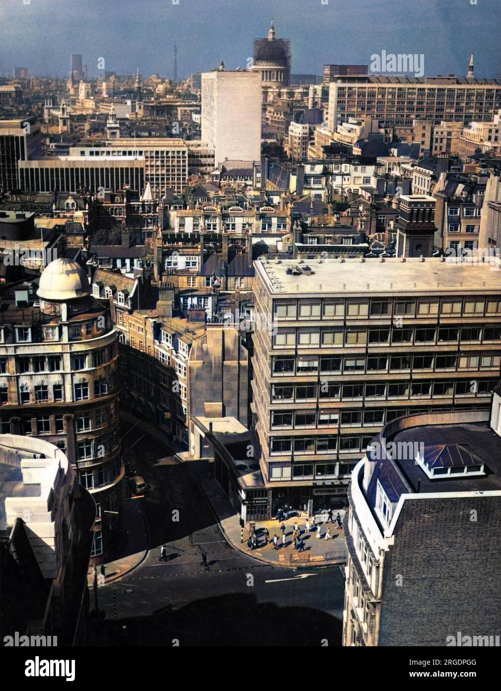 City of london post war hi-res stock photography and images - Alamy