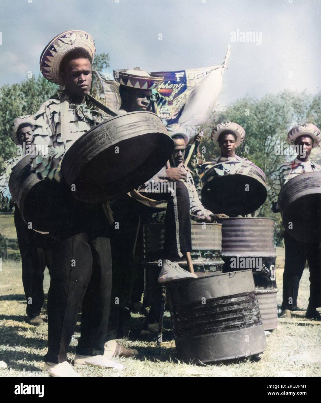 Oil drum instruments hi-res stock photography and images - Alamy