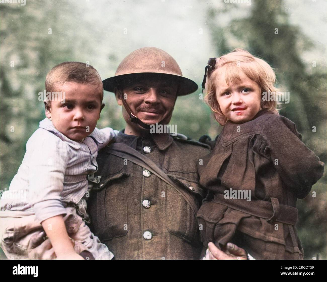 World war two british child refugees hi-res stock photography and ...