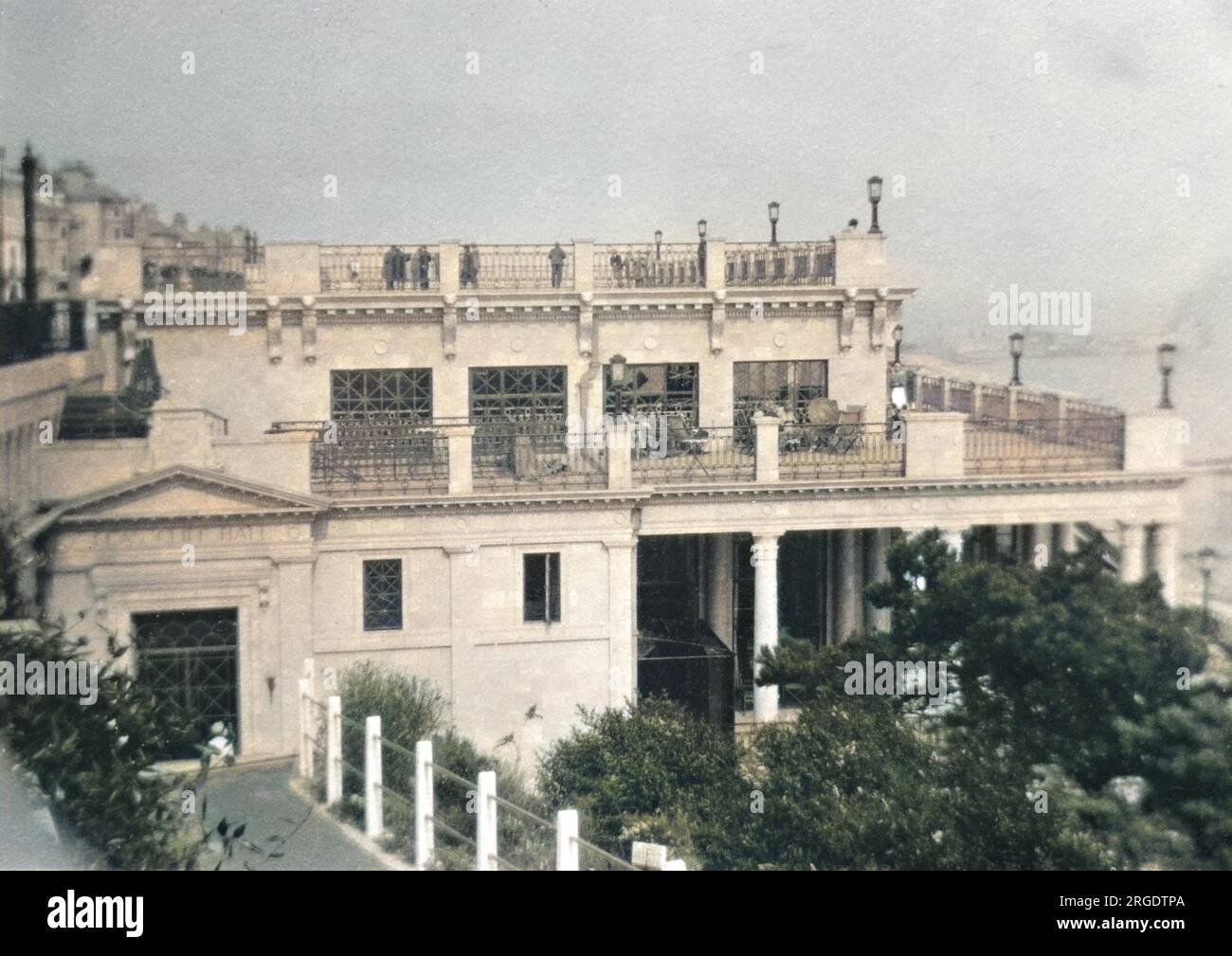 Leas cliff hall folkestone kent hi-res stock photography and images - Alamy