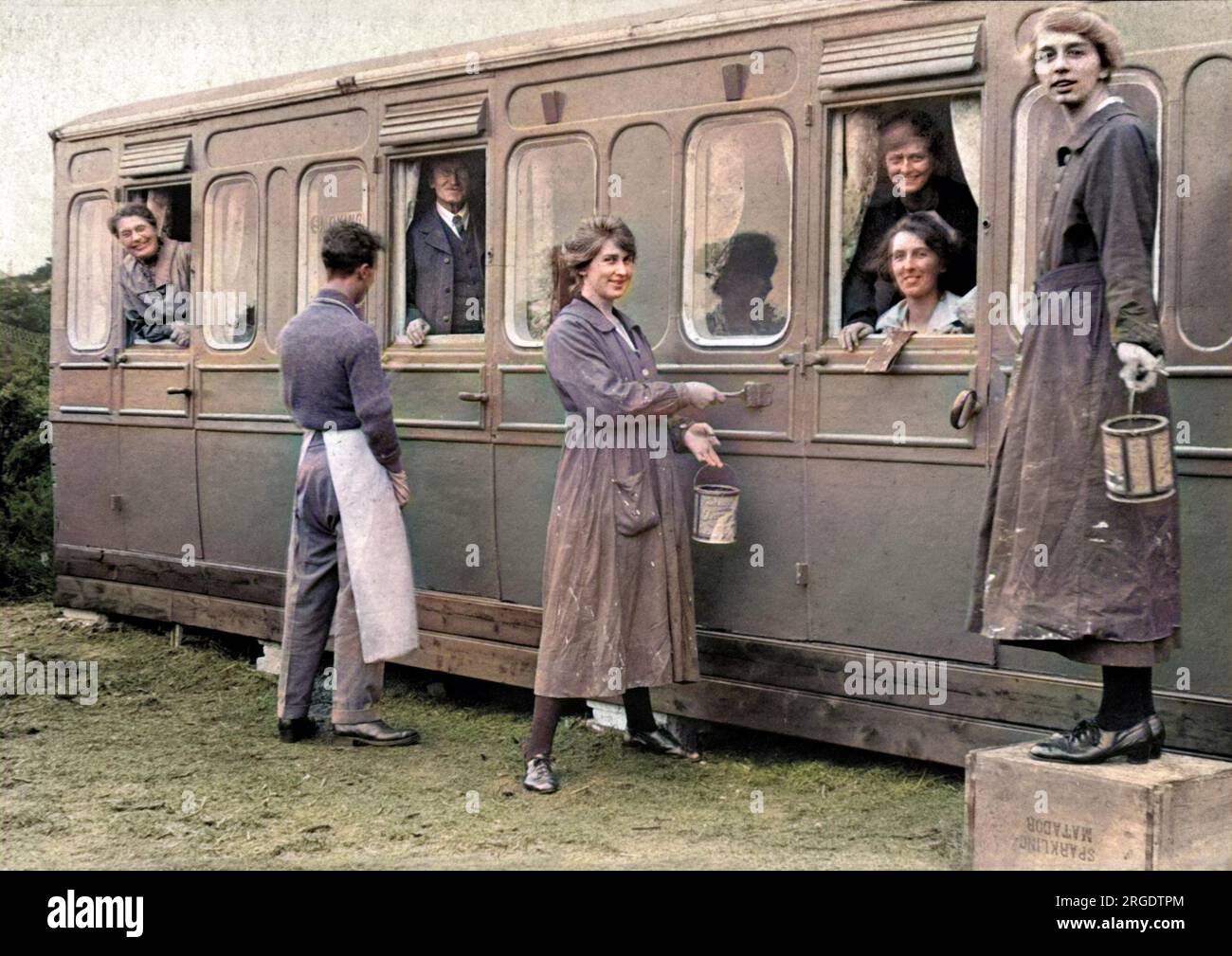 Railway carriage converted into a home hi-res stock photography and ...