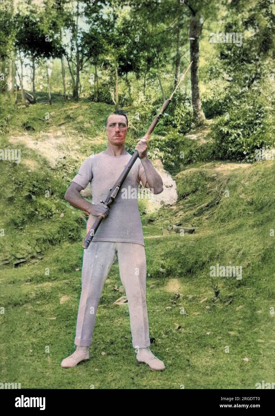 Soldier with a bayoneted rifle, India Stock Photo - Alamy