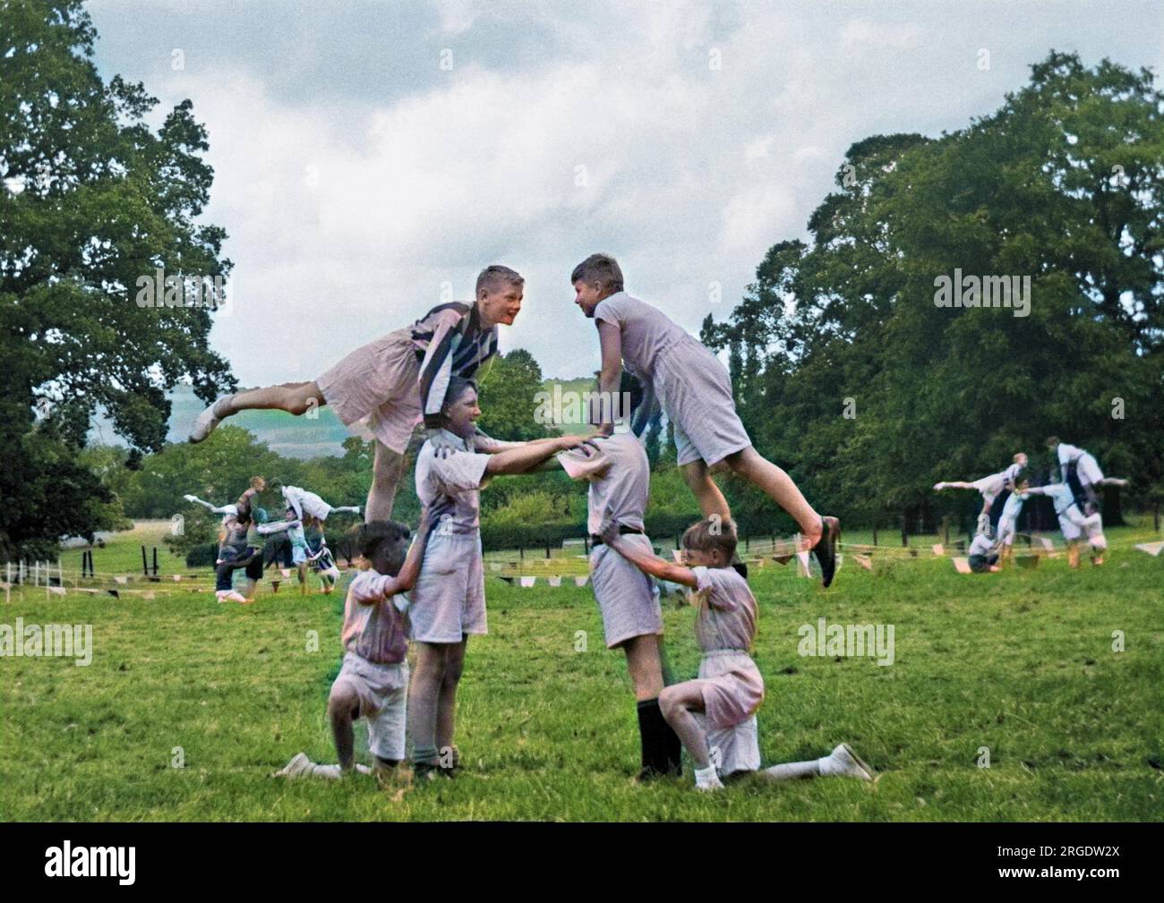 Children doing sport activities hi-res stock photography and images - Alamy