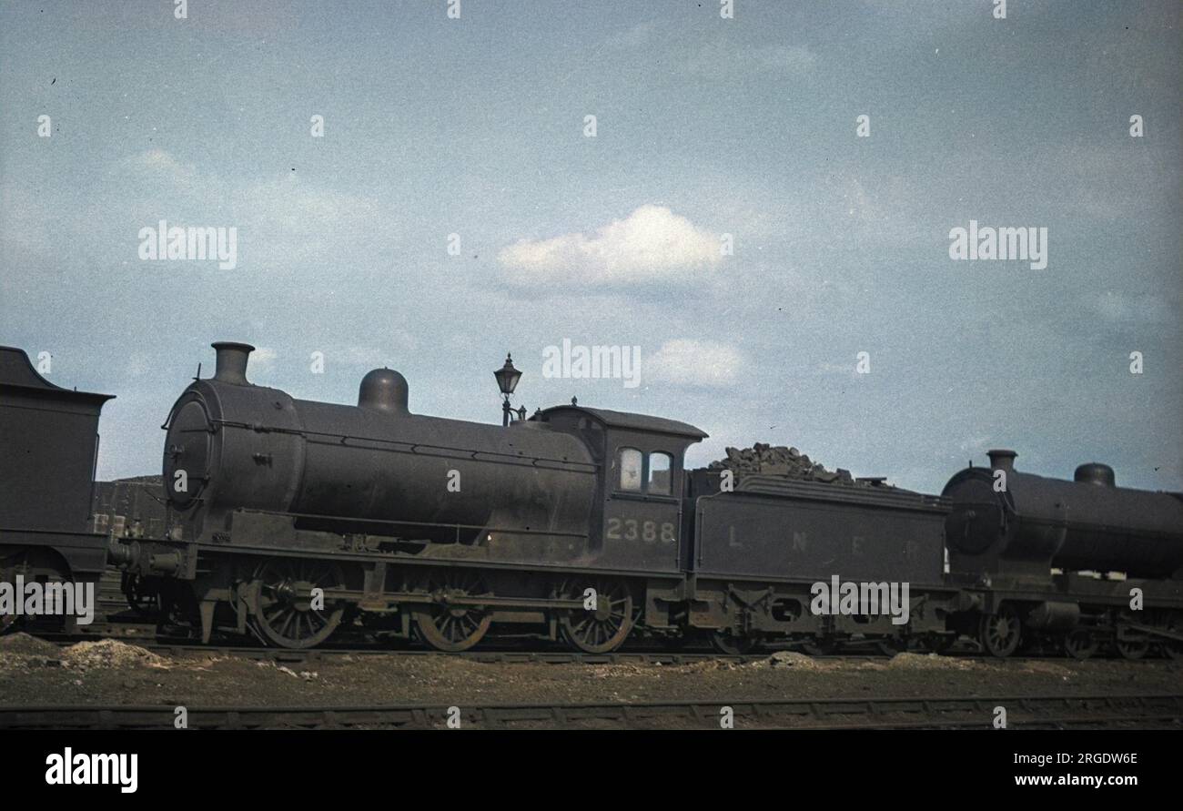 An LNER (London & North Eastern) steam engine on a railway track Stock ...