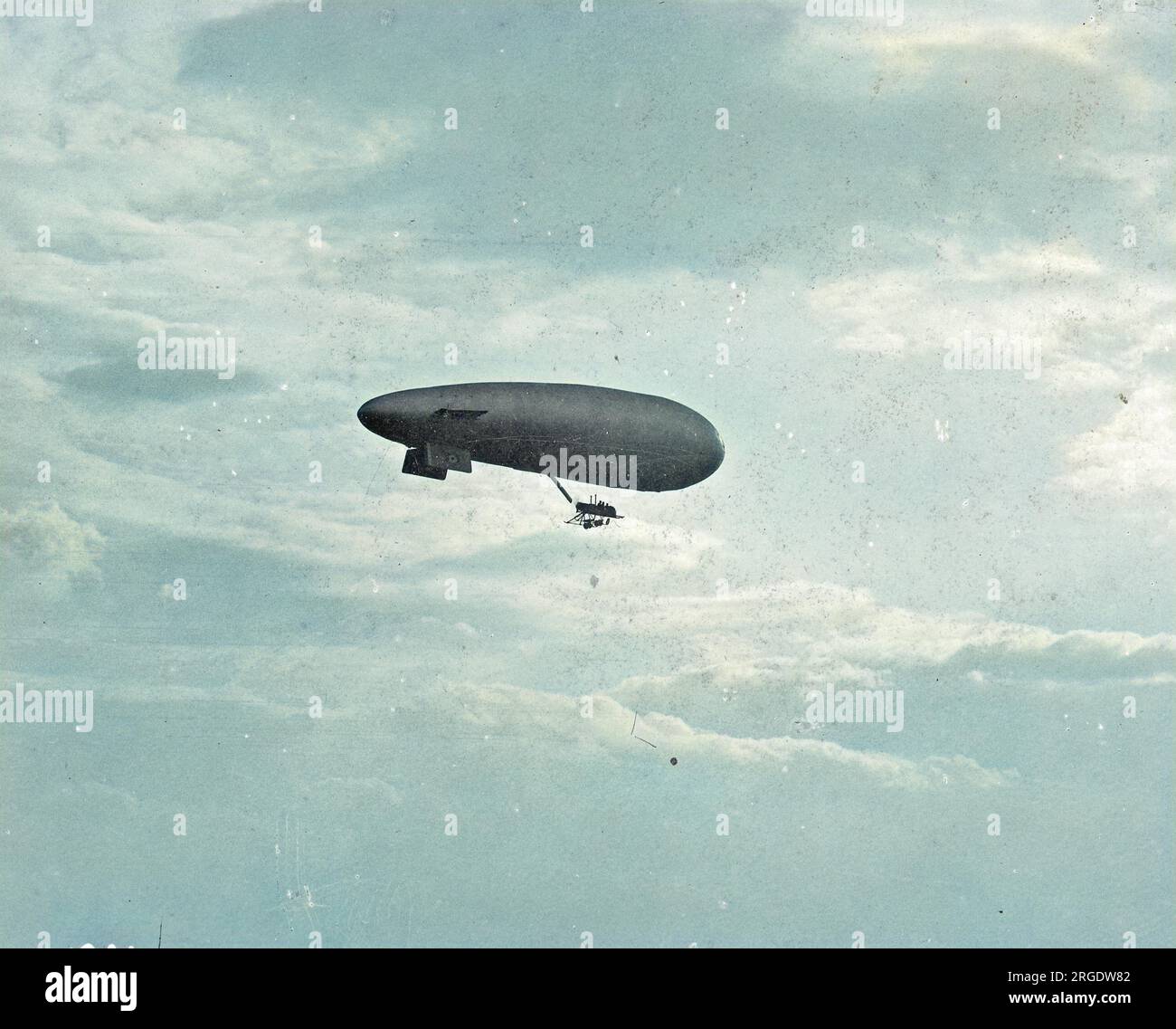 History of early flight hi-res stock photography and images - Alamy