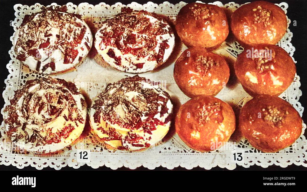 Fluff pastry hi-res stock photography and images - Alamy