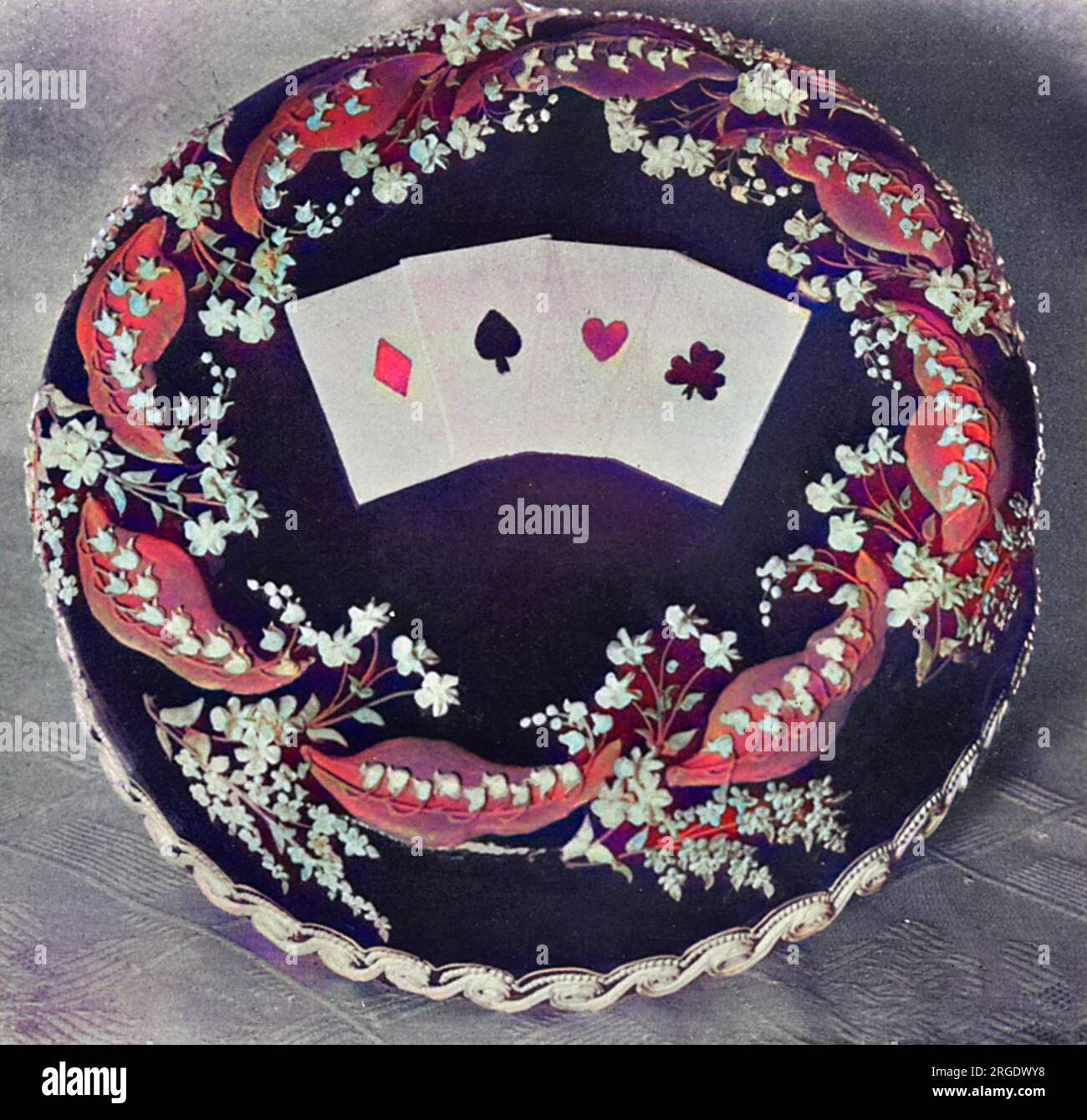 Lambeth cake hi-res stock photography and images - Alamy