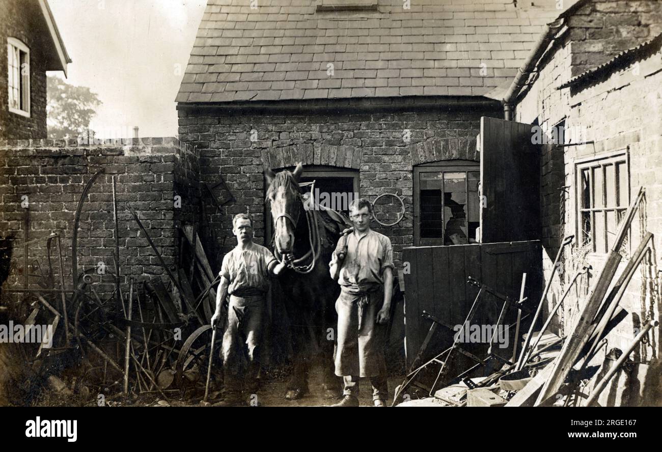 Army blacksmith hi-res stock photography and images - Alamy