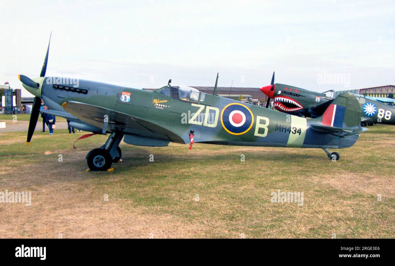 Supermarine Spitfire LF Mk.IXc G-ASJV / MH434 (msn CBAF.IX.5562 Stock ...