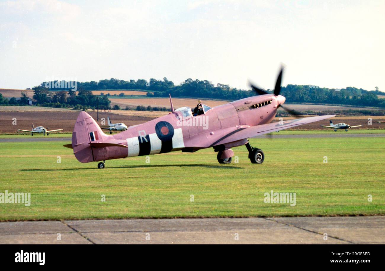 Supermarine spitfire pr mk xi hi-res stock photography and images - Alamy