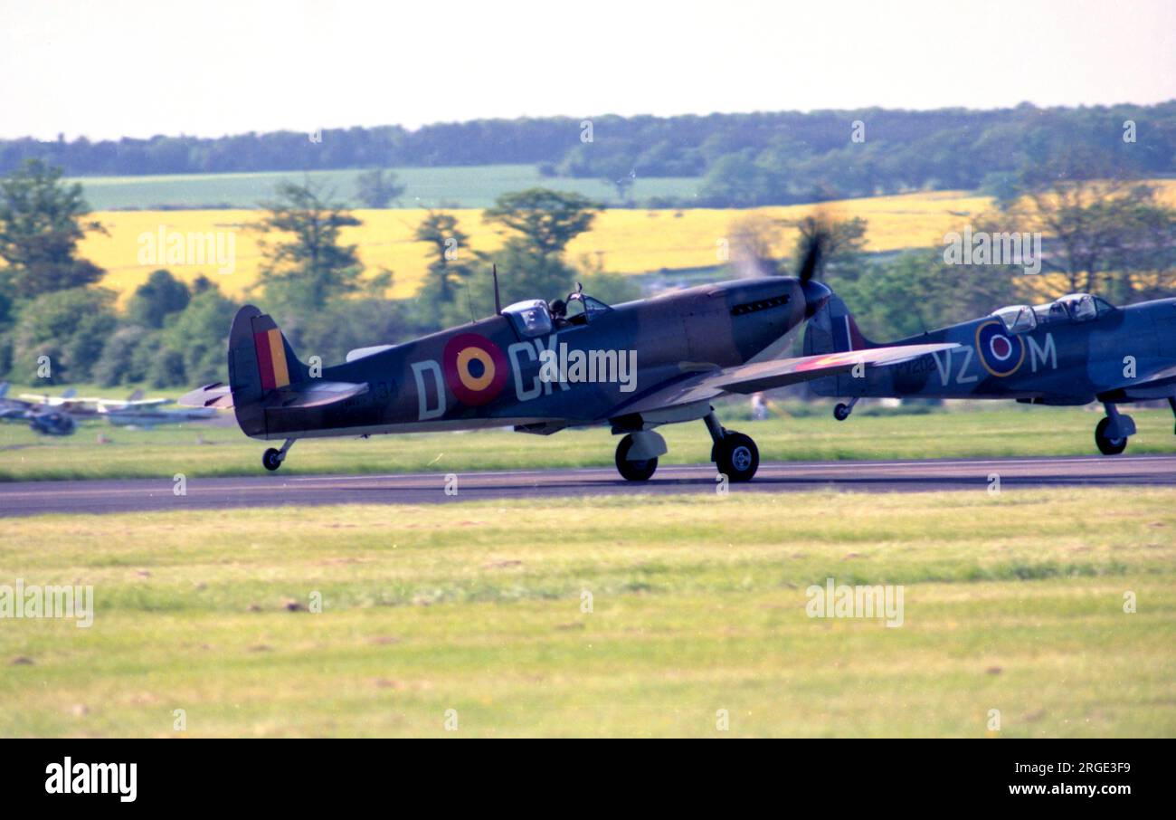 Supermarine Spitfire LF Mk.IXc G-ASJV / MH434 (msn CBAF.IX.5562 Stock ...