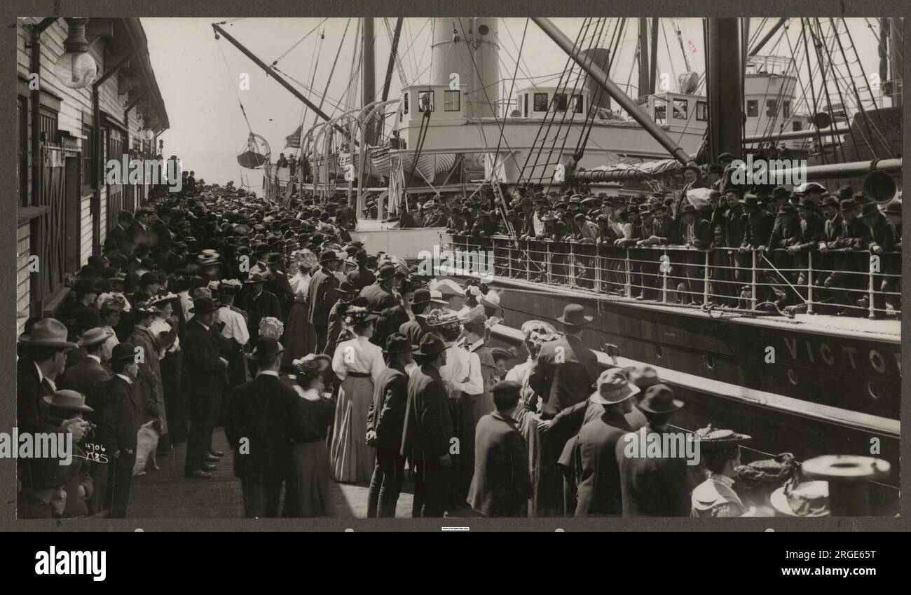 Scene at the dock during Alaska gold rush, 1898 Stock Photo - Alamy