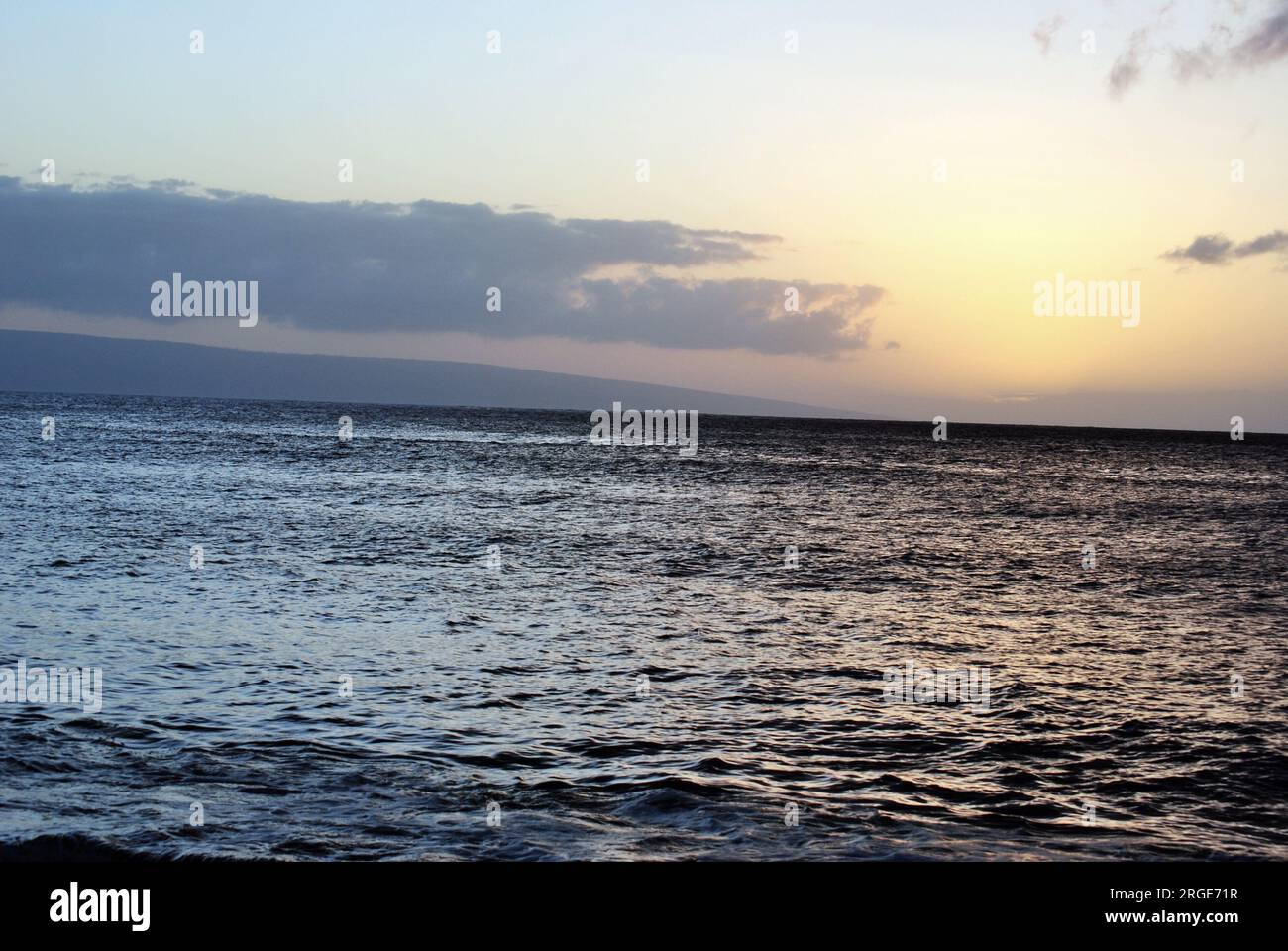 Melting sun maui sunset hi-res stock photography and images - Alamy