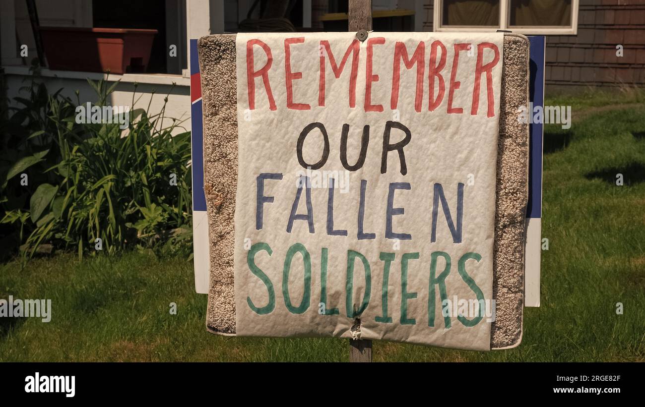 Handwritten placard hi-res stock photography and images - Alamy