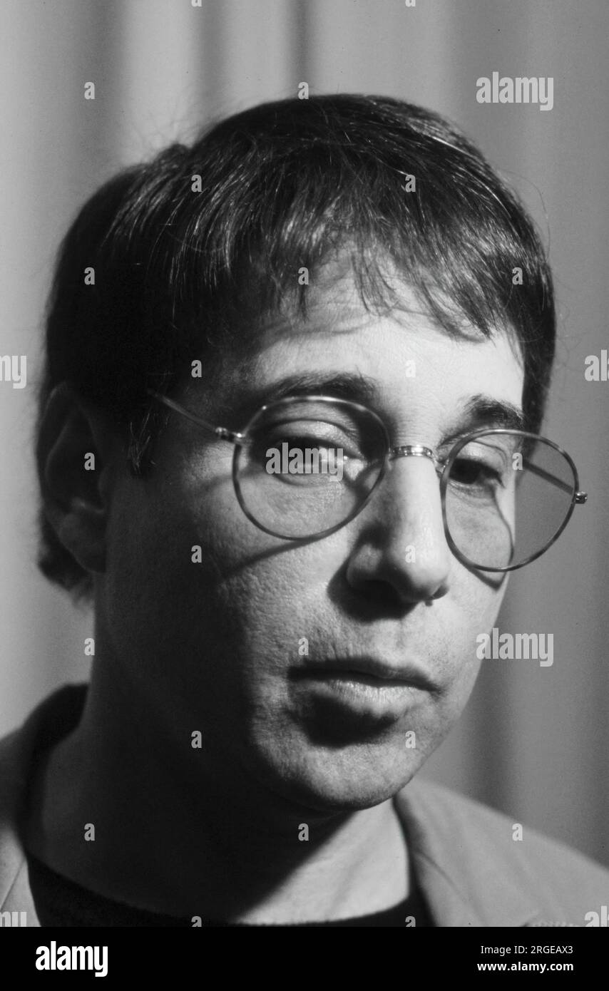 Singer simon simons hi-res stock photography and images - Alamy