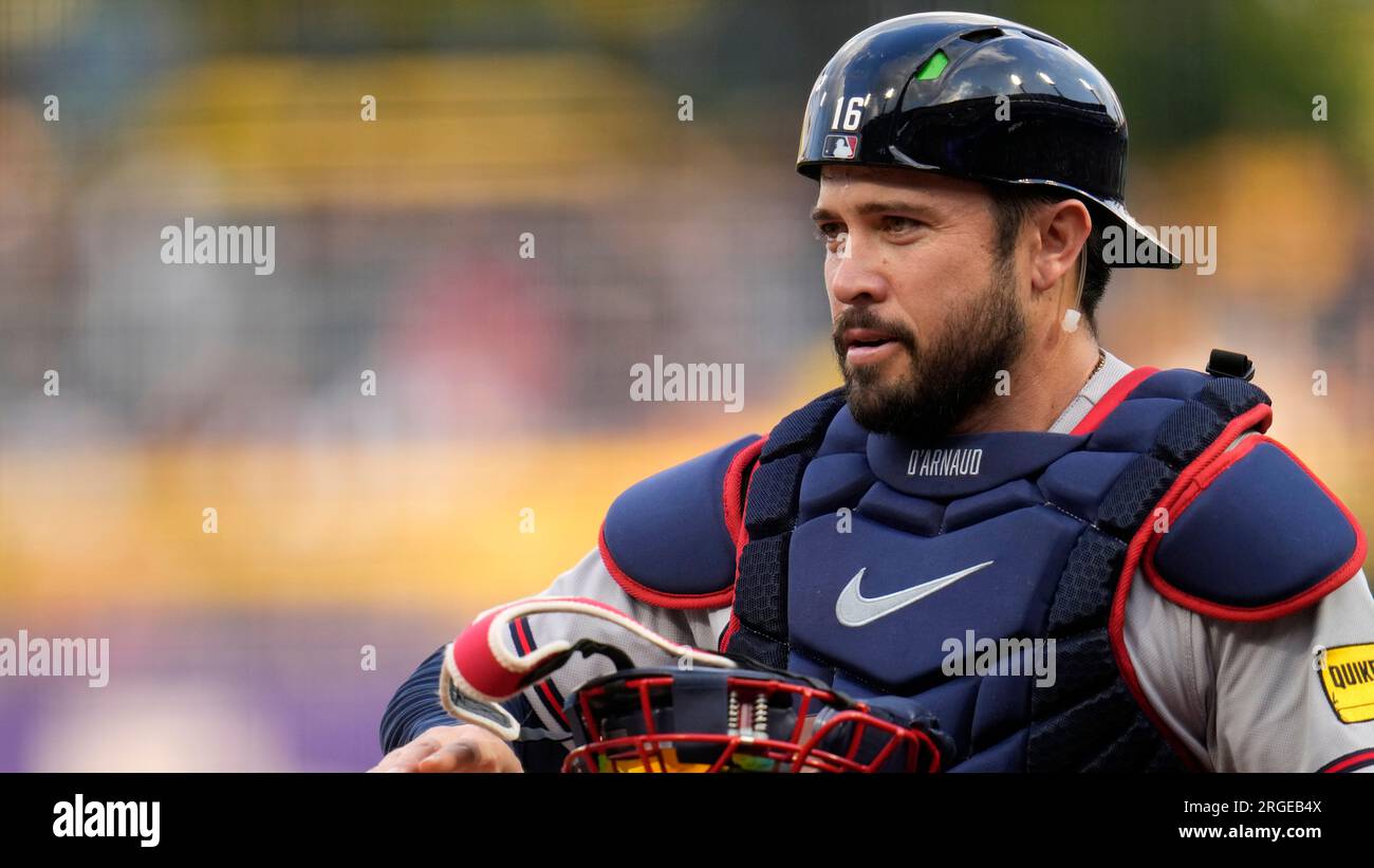Atlanta Braves catcher Travis d'Arnaud takes the field during a ...