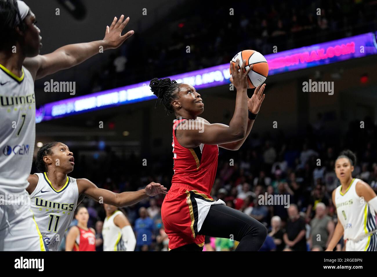 Las Vegas Aces guard Chelsea Gray shoots after getting past Dallas ...