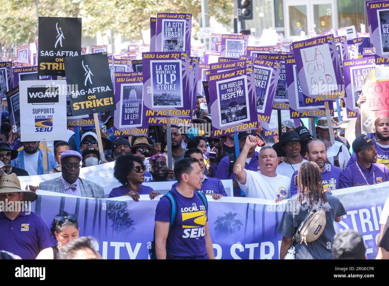 Slogans picket hi-res stock photography and images - Alamy
