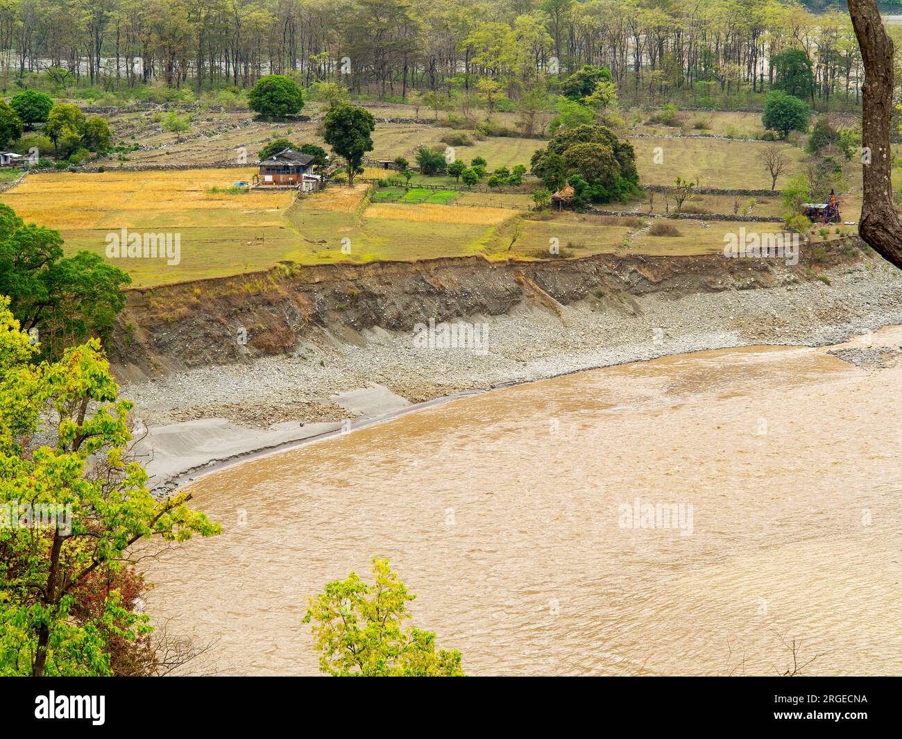 Khet Village on the banks of the Sarda river, on the Nepal/India border ...
