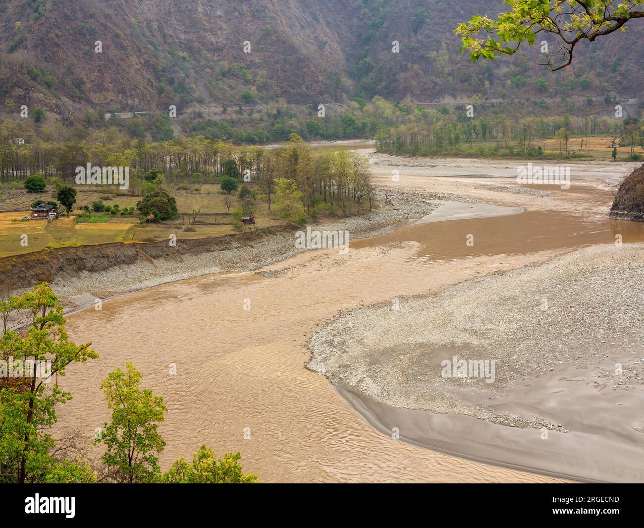 Khet Village on the banks of the Sarda river, on the Nepal/India border ...