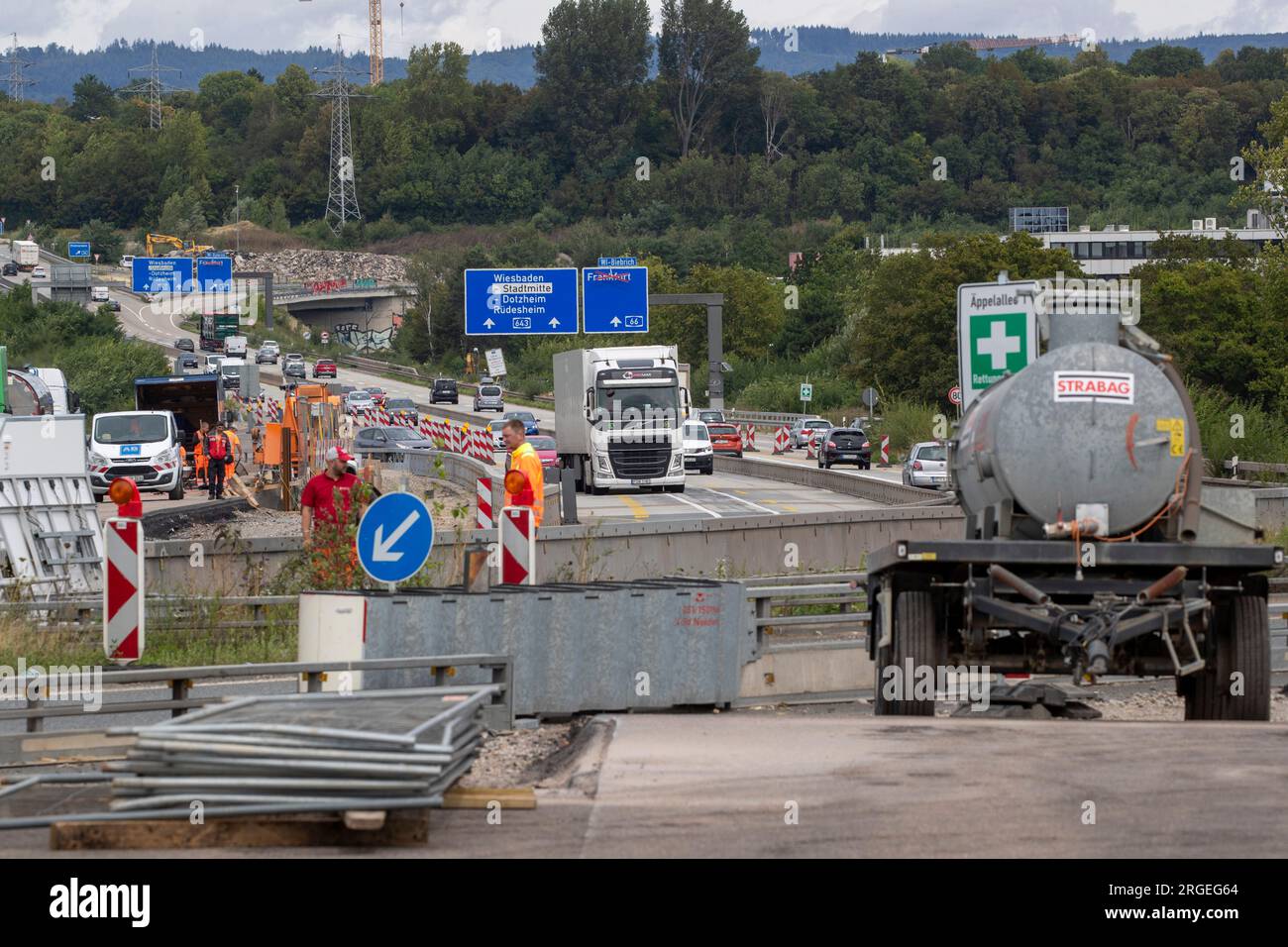 Wiesbaden, Germany. 08th Aug, 2023. The bridge over the Rhine in almost ...