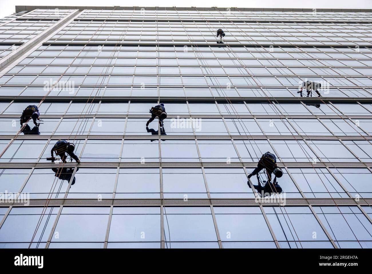 Using safety ropes hi-res stock photography and images - Alamy