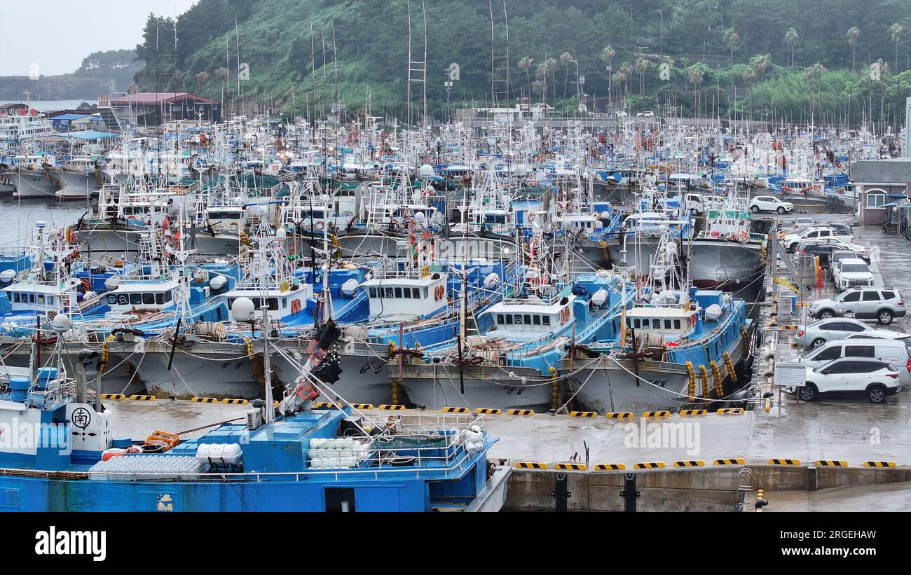 09th Aug, 2023. Typhoon Khanun approaching Ships take shelter at ...