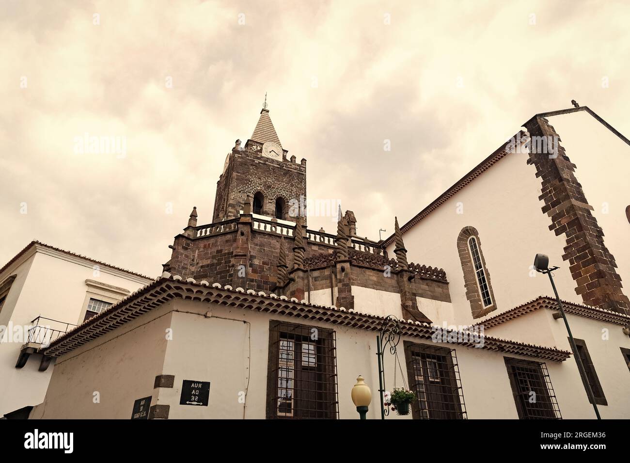 cathedral church outdoor. cathedral church facade. cathedral church ...
